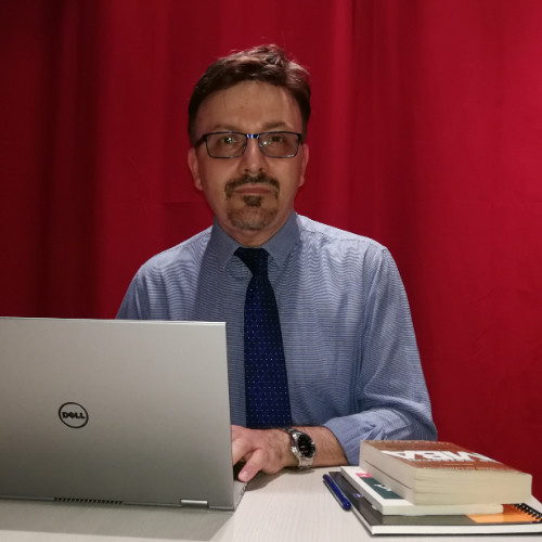 Angelo Del Grosso: ingegnere che lascia l’azienda per insegnare a ...